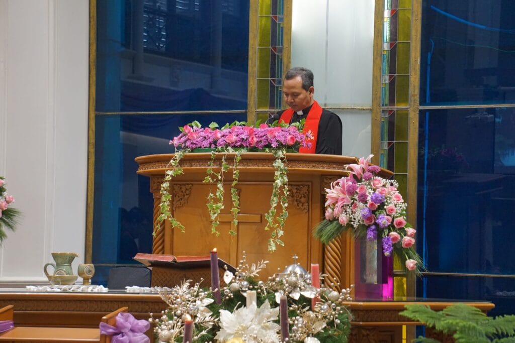 Peneguhan PTKS Pdt. Darwin Darmawan - Gereja Kristen Indonesia | GKI ...