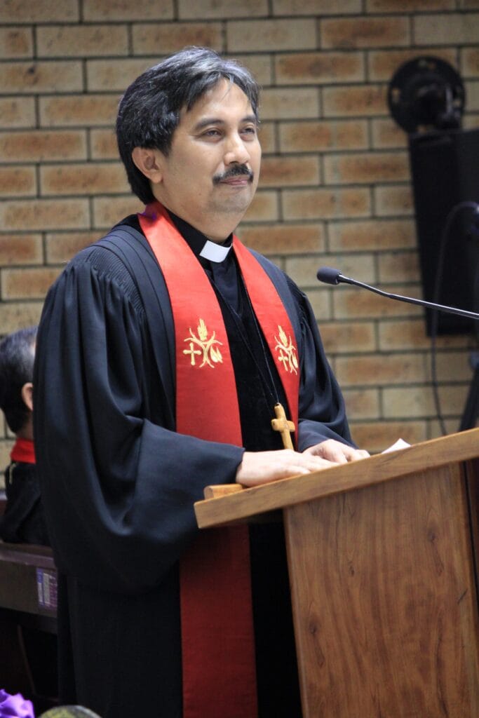 Peneguhan PTKS Pdt. Darwin Darmawan - Gereja Kristen Indonesia | GKI ...